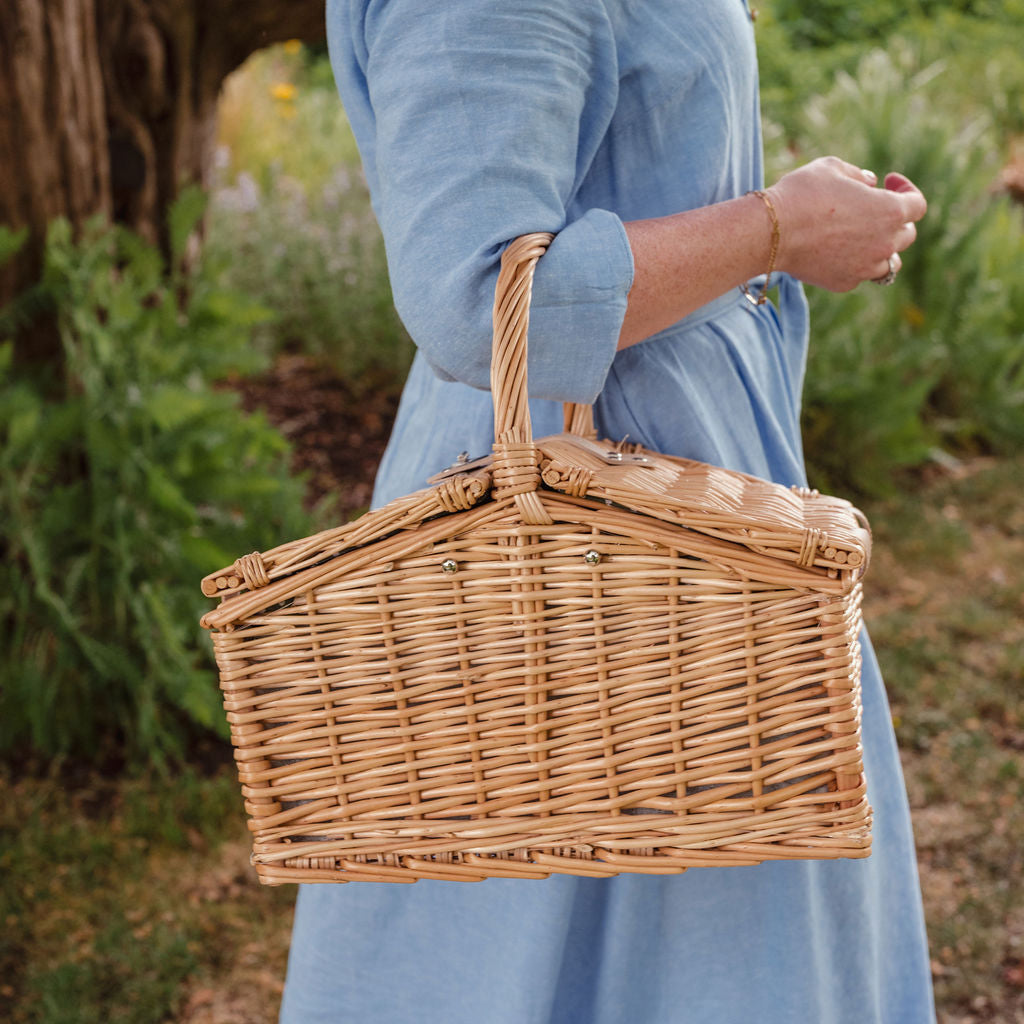 2 Person Natural Wicker English Rose Picnic Basket – Arthur Cameron